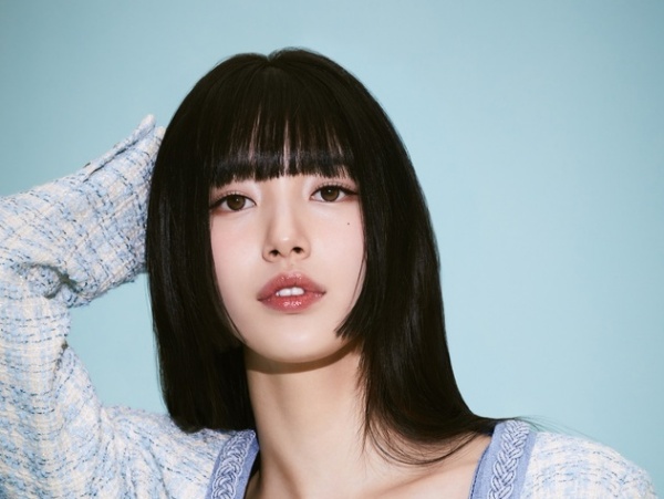 美人女優ペ・スジ、ワイドパンツで薄い体を強調?“真っ白”なウエストもチラリ…【photo】|スポーツソウル日本版