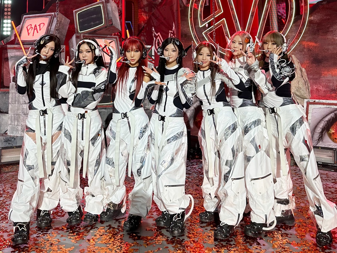 新人のMVとしては異例の衣装数…彗星の如くあらわれたBADVILLAINの9変化、K-POP界に新風｜スポーツソウル日本版