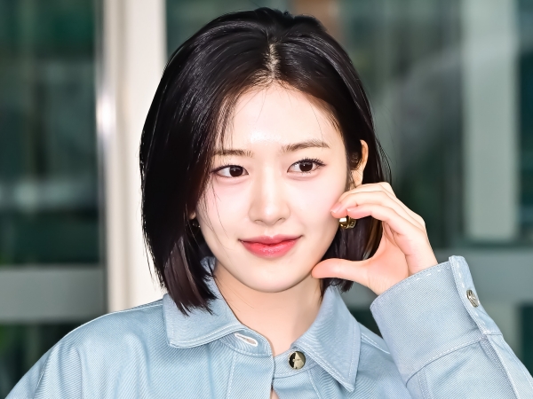 「動悸が止まらない…」IVE・ユジン、“173cmの抜群スタイル”で生足チラリ！【PHOTO】｜スポーツソウル日本版